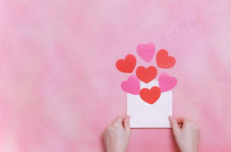 6 regalos que puedes dar en la oficina en San Valentín